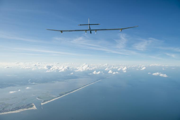 Solar plane successfully crosses USA — Solar Tribune